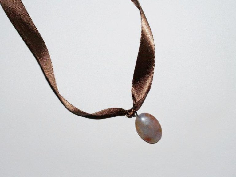 Beaded Ribbon Necklace – and Earrings!