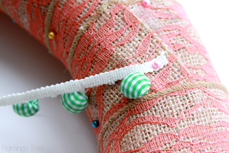 gingham pom poms on wreath