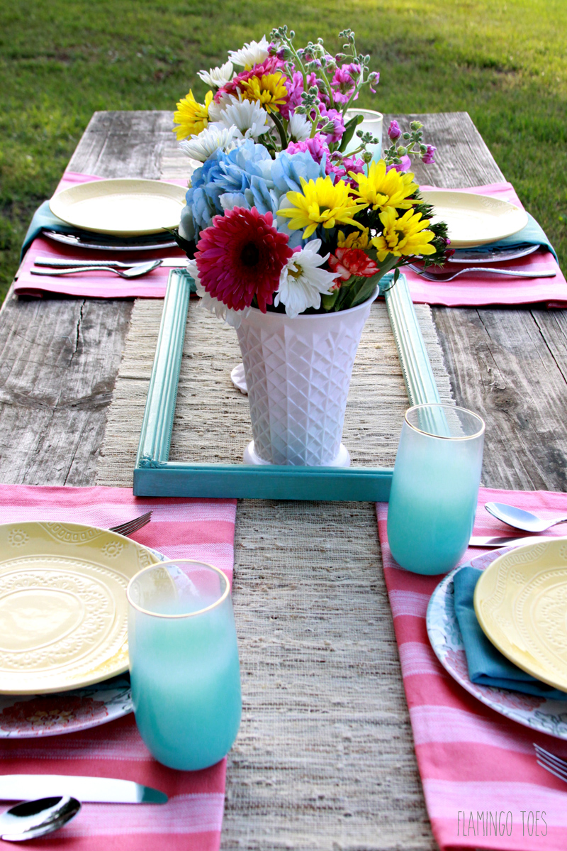 Simple Vintage Style Picnic Party