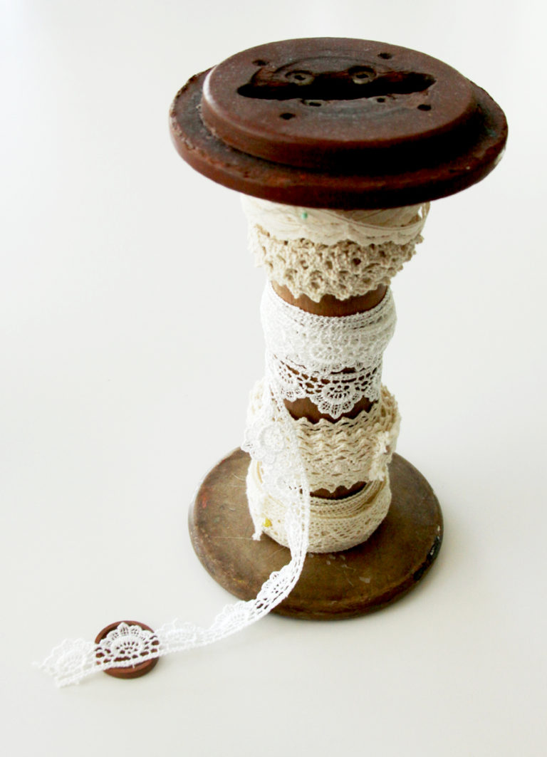 DIY Wood and Lace Pendant Necklace