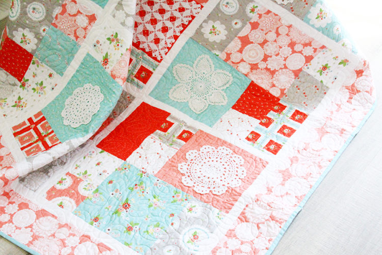 Vintage Doily Keepsakes Quilt – Free Pattern!