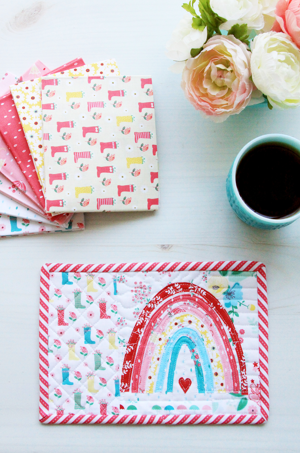 Sweet Umbrella Mug Rug