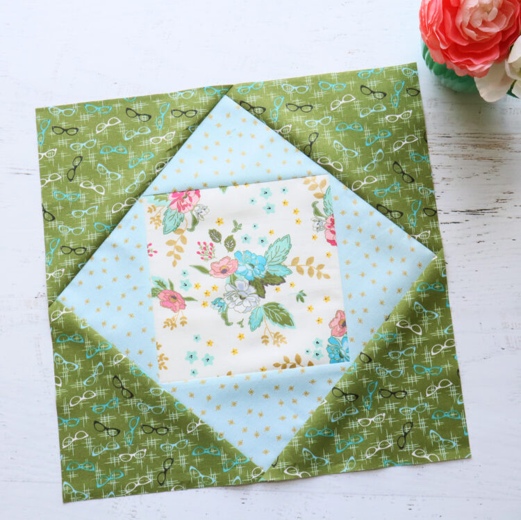 Square in a Square Block – Building Blocks Quilt