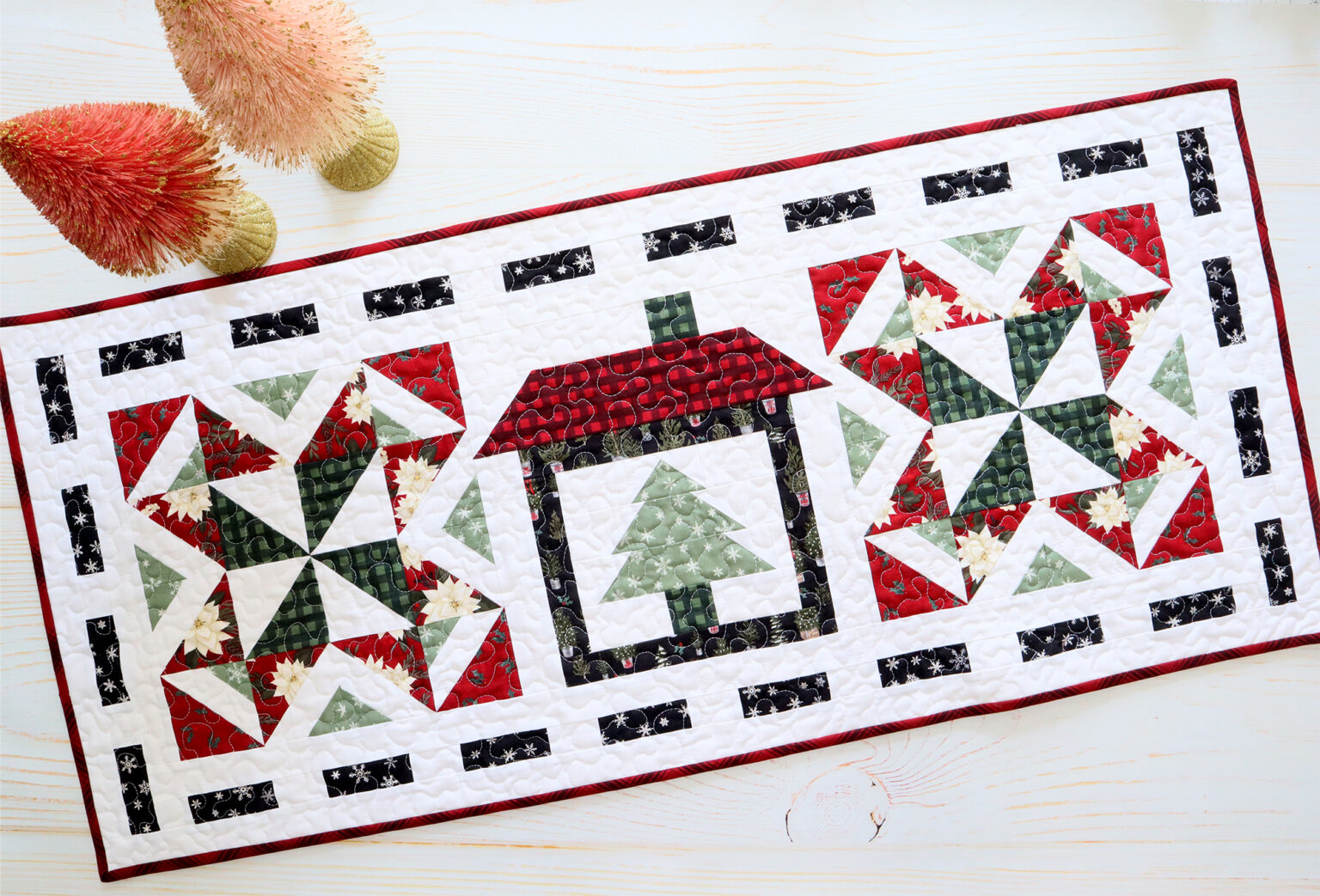 Christmas on the Farm Table Runner