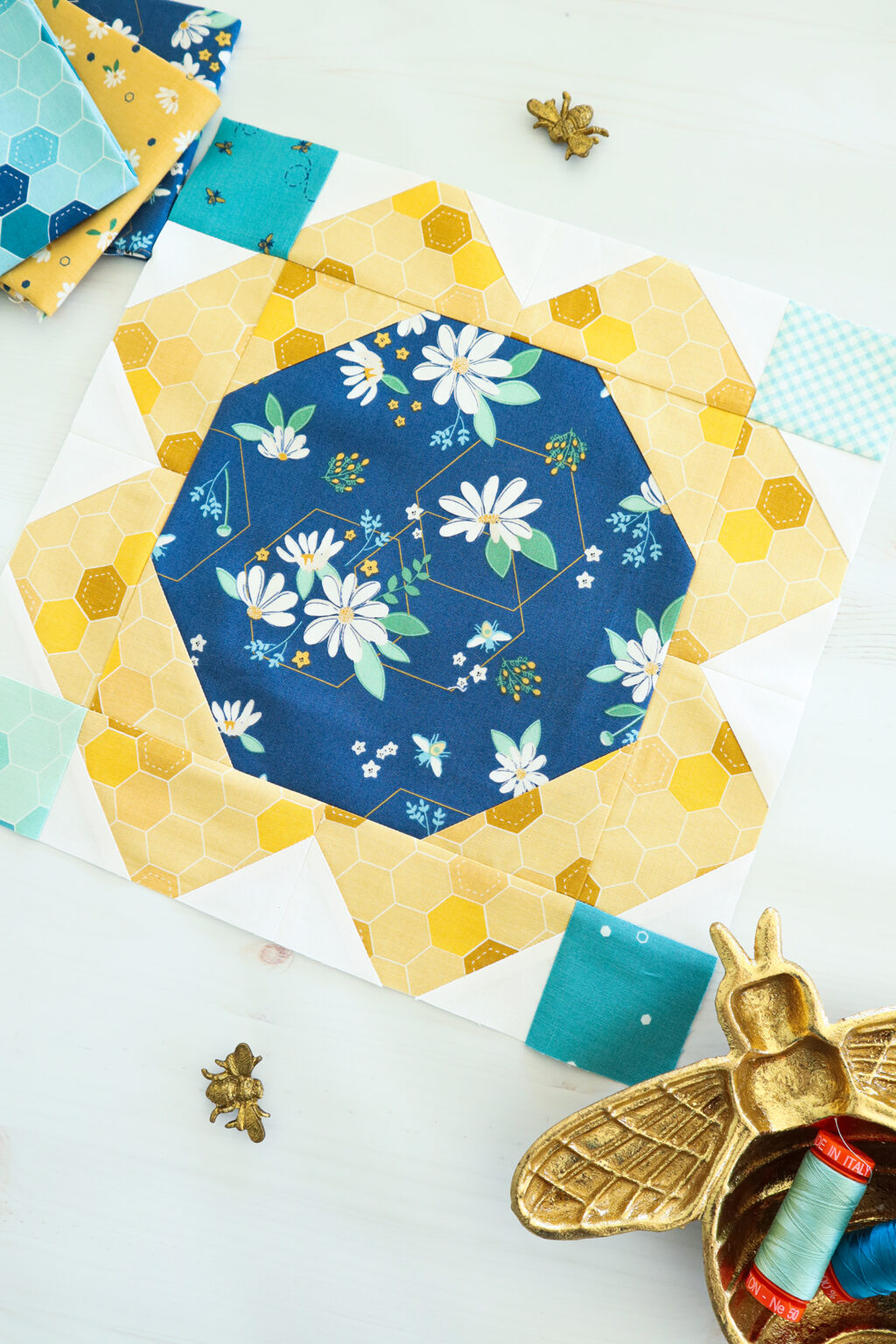 Daisy a Day Sew Along Block 1