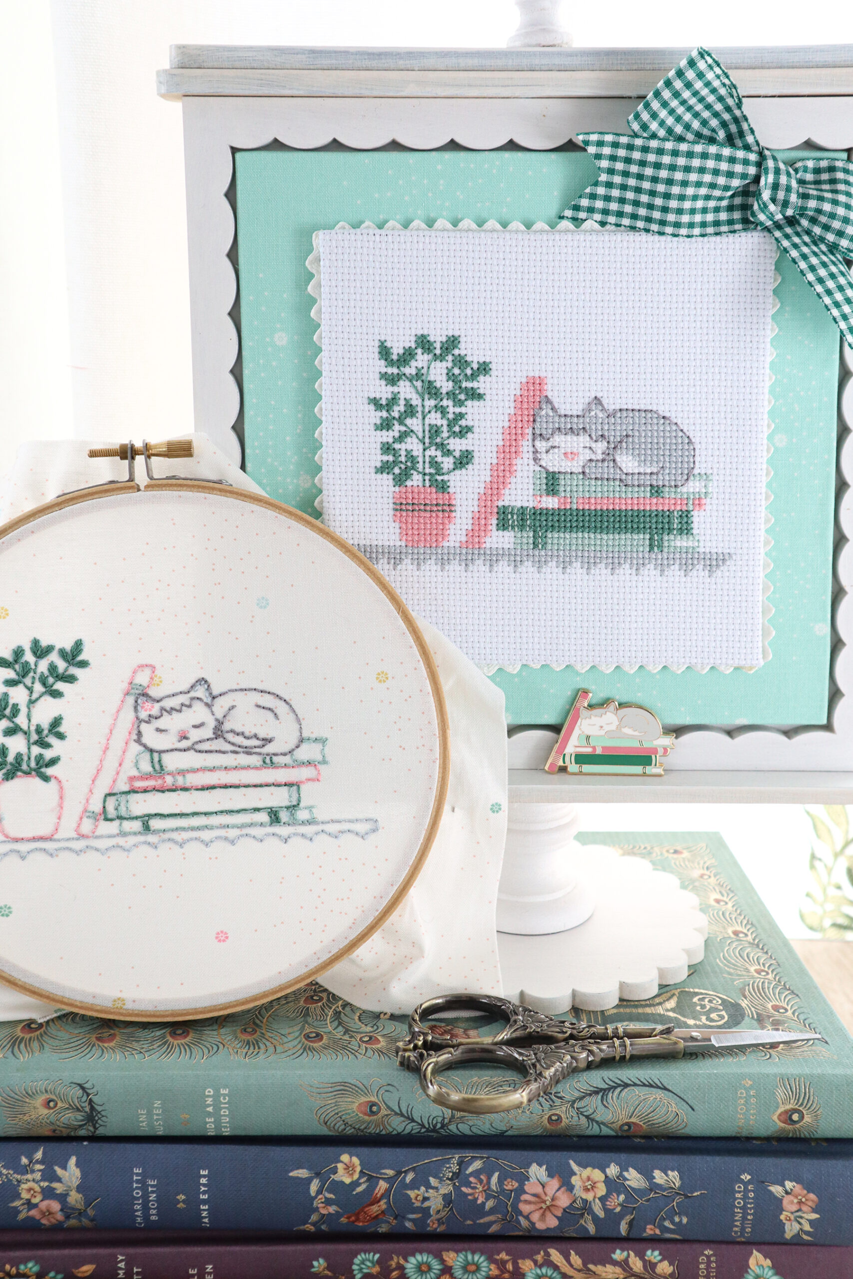 August Needle Minder of the Month Box